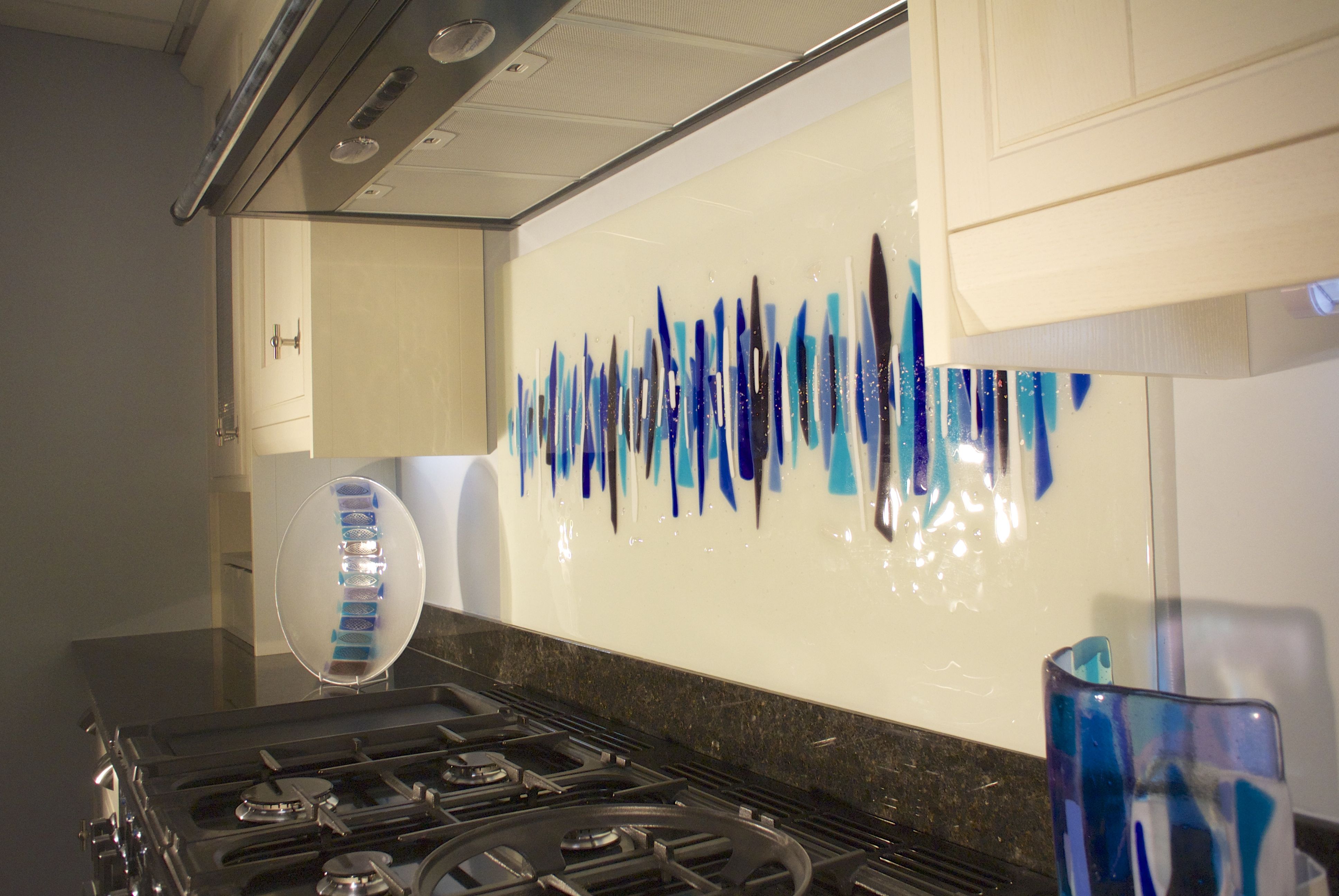 Sparkes, Elizabeth - Contemporary Glass Society